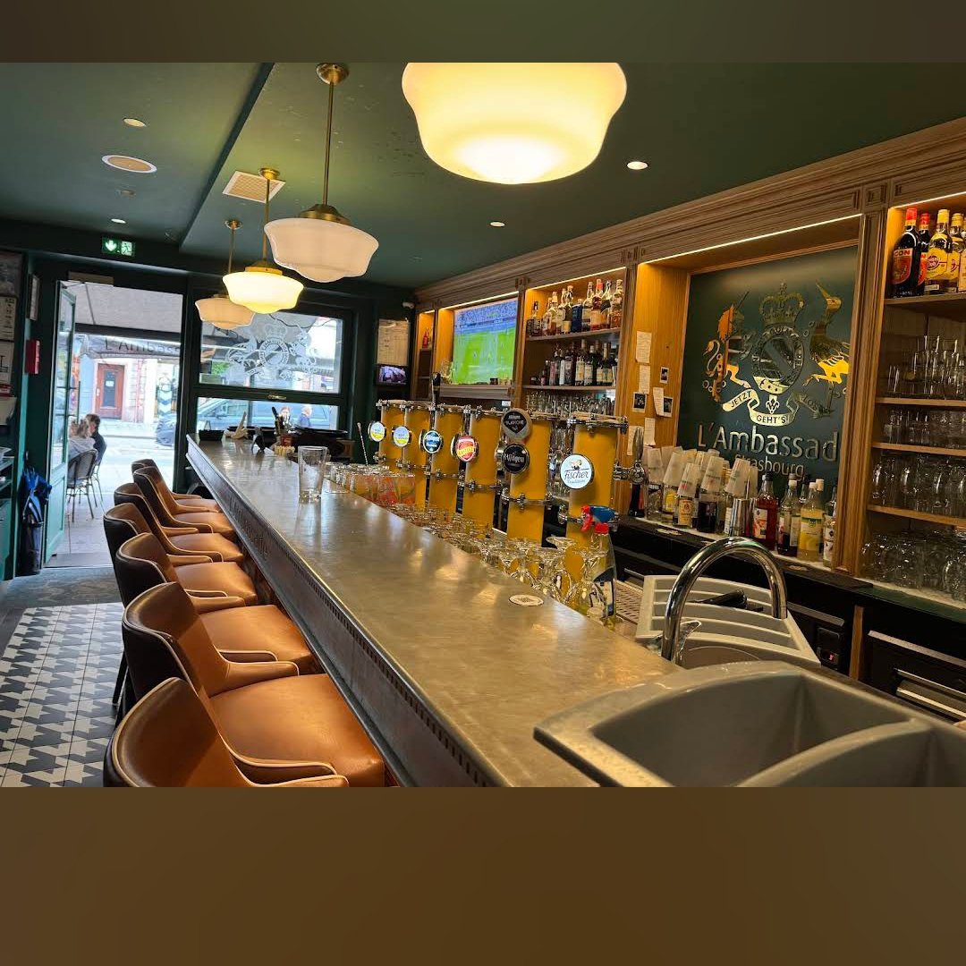 Café à L' Ambassade - Activité pour senior à Strasbourg - Club Colette