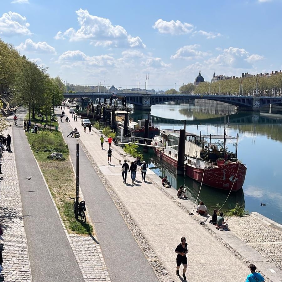 balade quais du rhone - Activité pour senior à Lyon - Club Colette