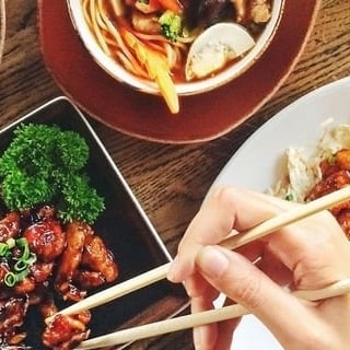 RESTO ASIATIQUE ROYAL FATA AV MIMOSA MIDI 45 - Activité pour senior à Paris - Club Colette